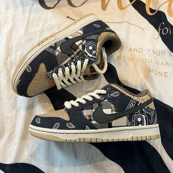 Nike | Shoes | Nike Dunk Low Premium Sb X Travis Scott Cactus Jack ...